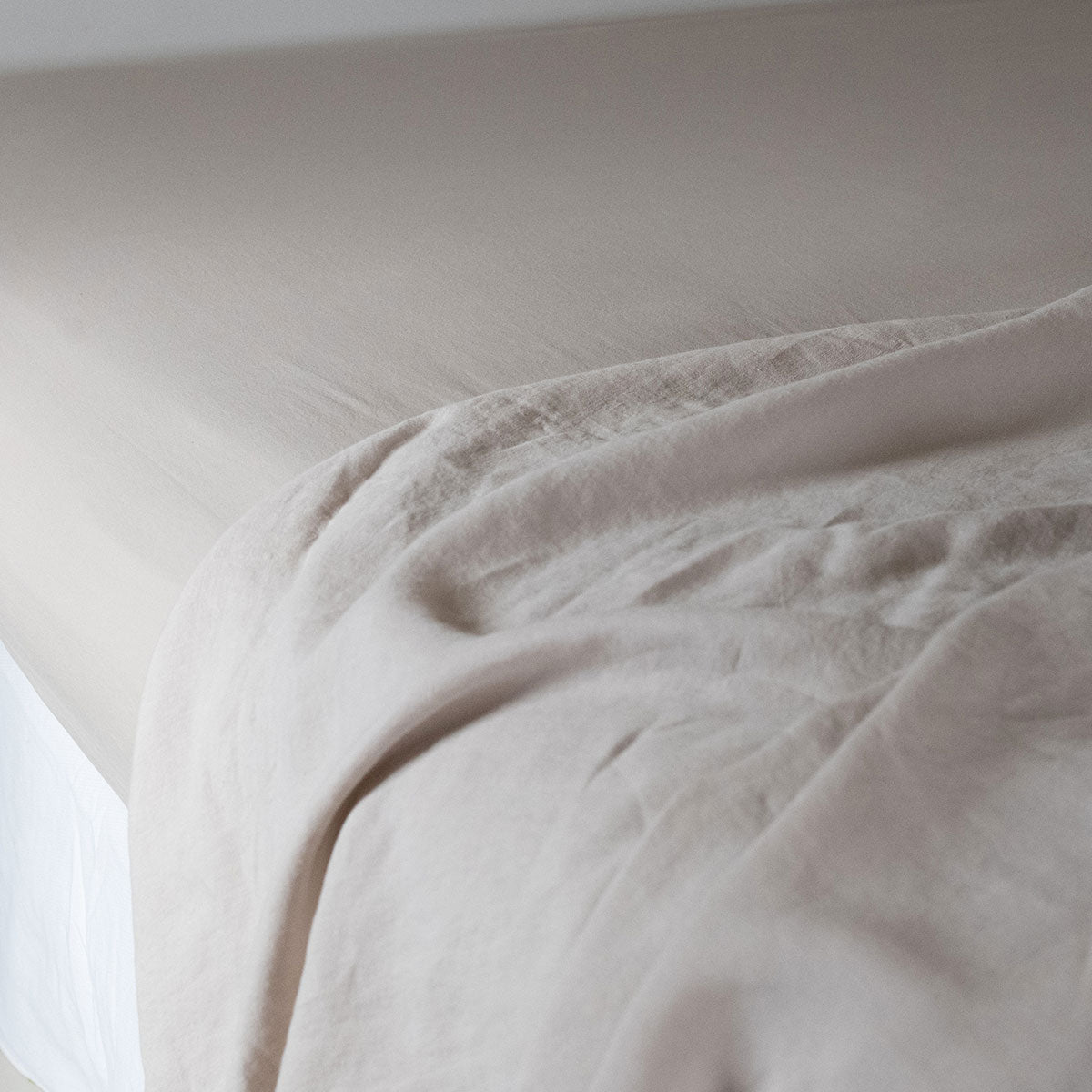 Drap plat en lin lavé sable ourlet ajouré 240x300 cm - Oslo – Decoclico